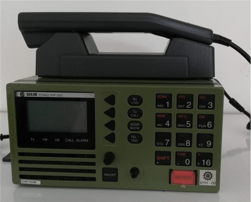 VHF - DSC | MARIN ELECTRONICS SHIP SUPPLY